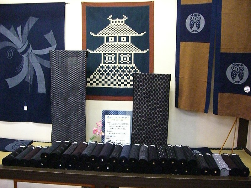 絣着物の特徴は？歴史や柄・模様の種類などについて詳しく解説！